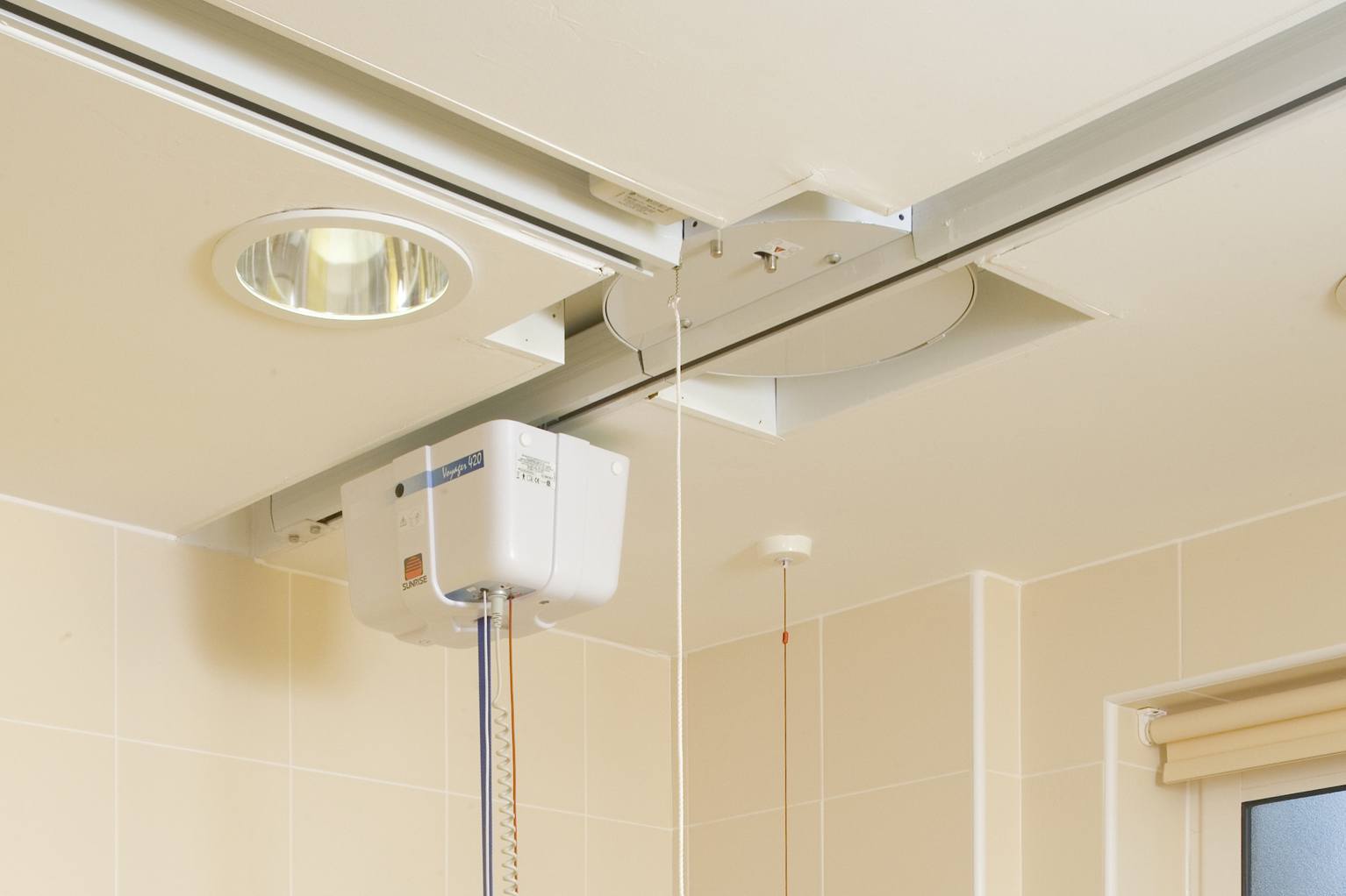 Voyager Overhead Ceiling Track Hoist - Felgains