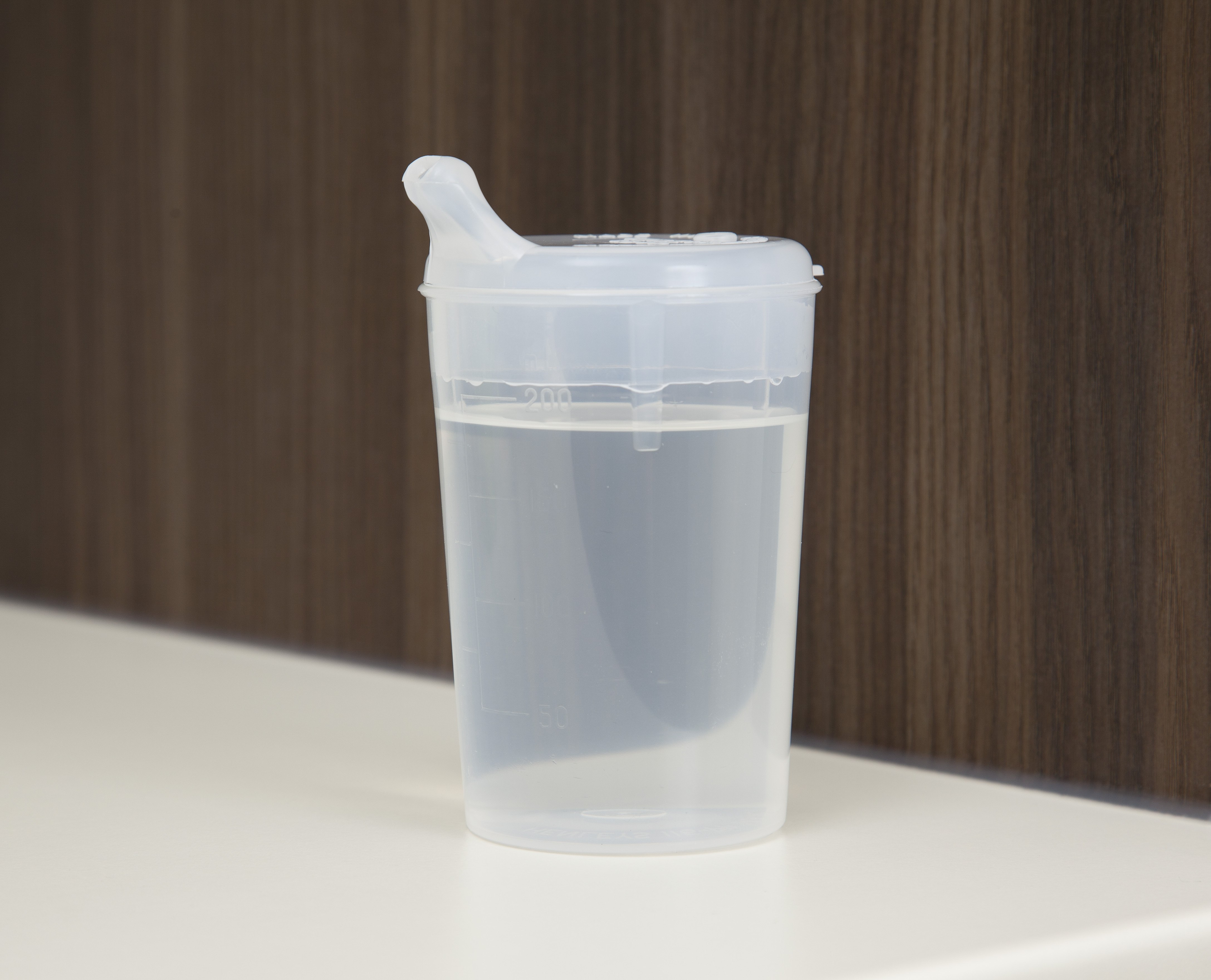 Feeder Beaker - Care Equipment for Eating and Drinking - Felgains